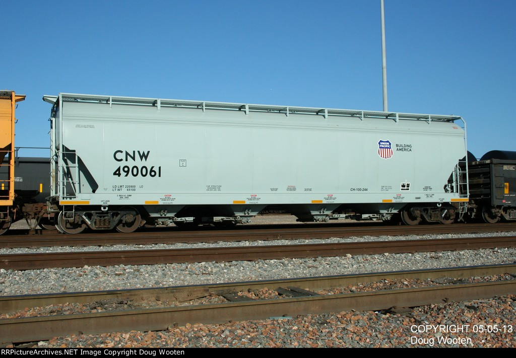 CNW 490061